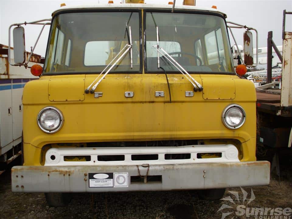 1986 Ford C 8000 with Hi-Ranger Aerial Bucket Lift | Sunrise Equipment
