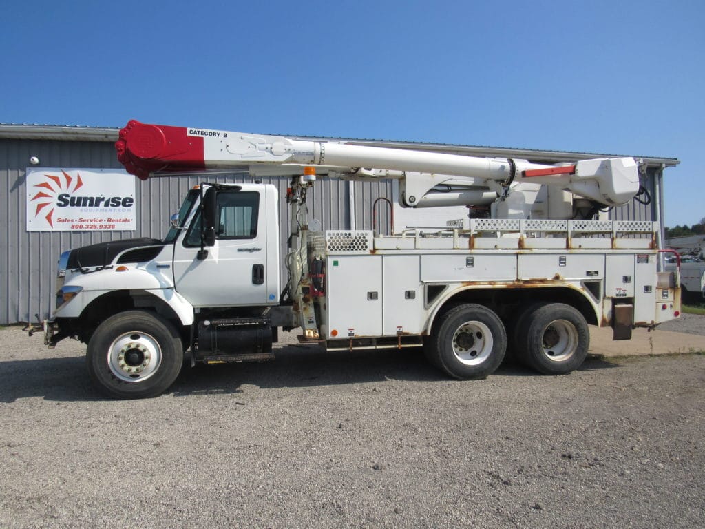 Bucket Trucks for Sale | Bucket Rentals | Sunrise Equipment