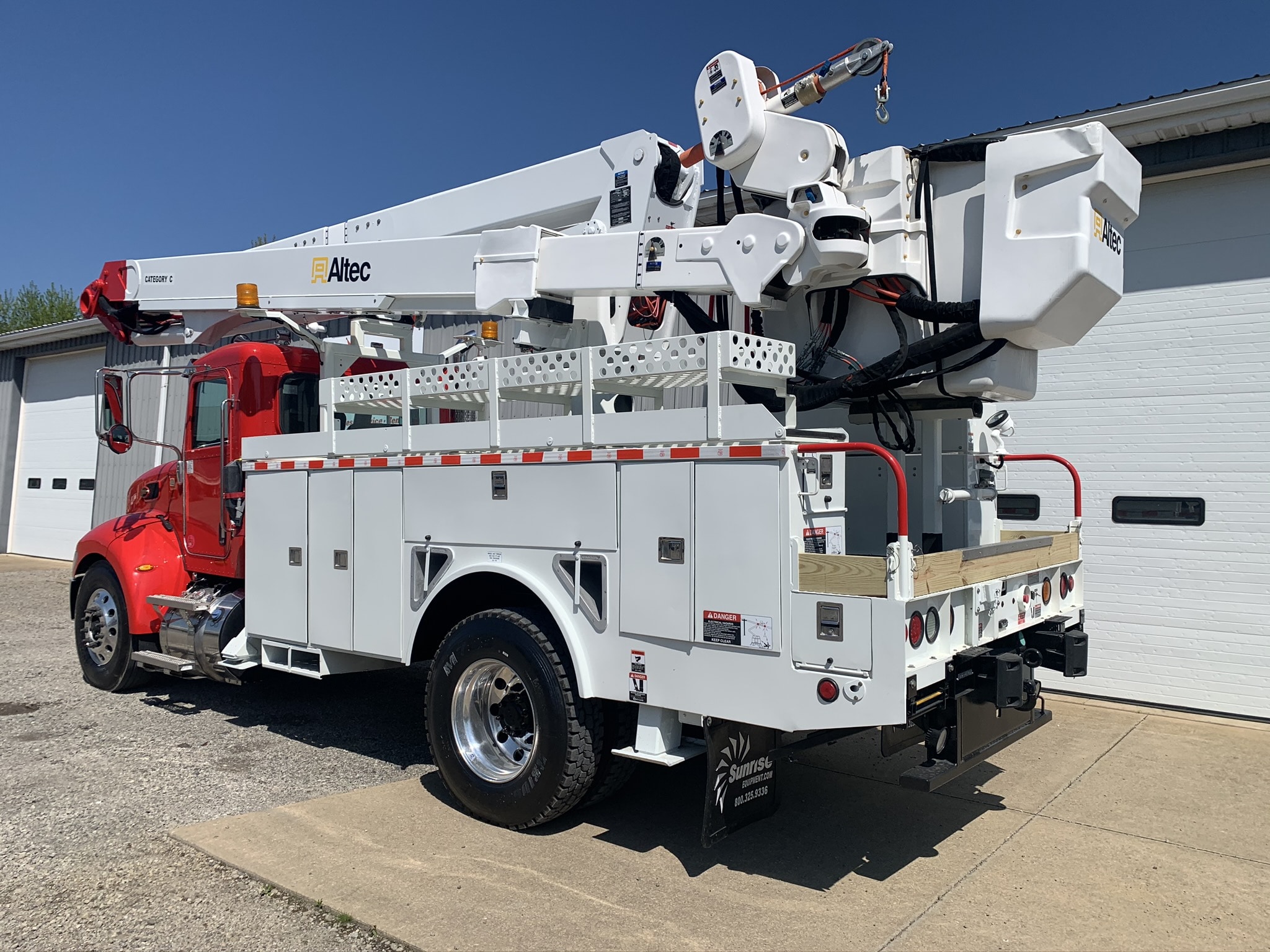 65' ALTEC TA60 ON 2021 PETERBILT 337 - Sunrise Equipment