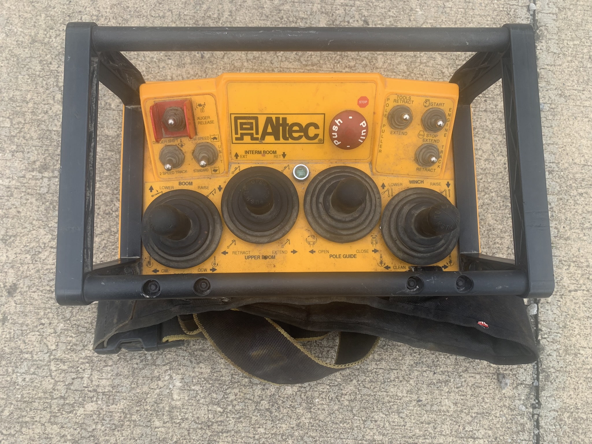 2011 ALTEC DB37 BACKYARD DIGGER - Sunrise Equipment