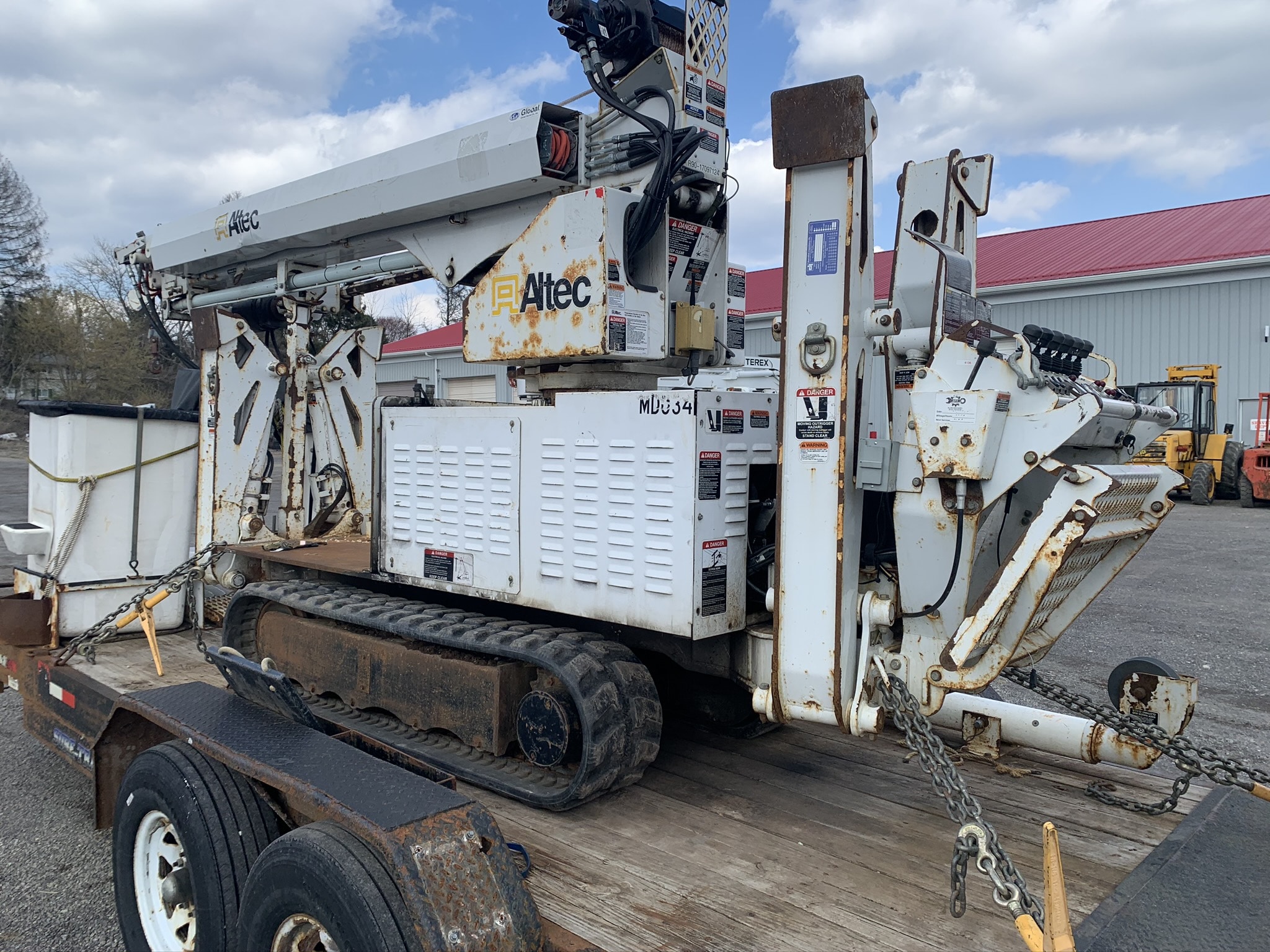 2011 ALTEC DB37 BACKYARD DIGGER - Sunrise Equipment