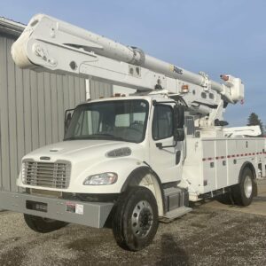 60' ALTEC AA55E ON A 2019 FREIGHTLINER 4x4 - Sunrise Equipment