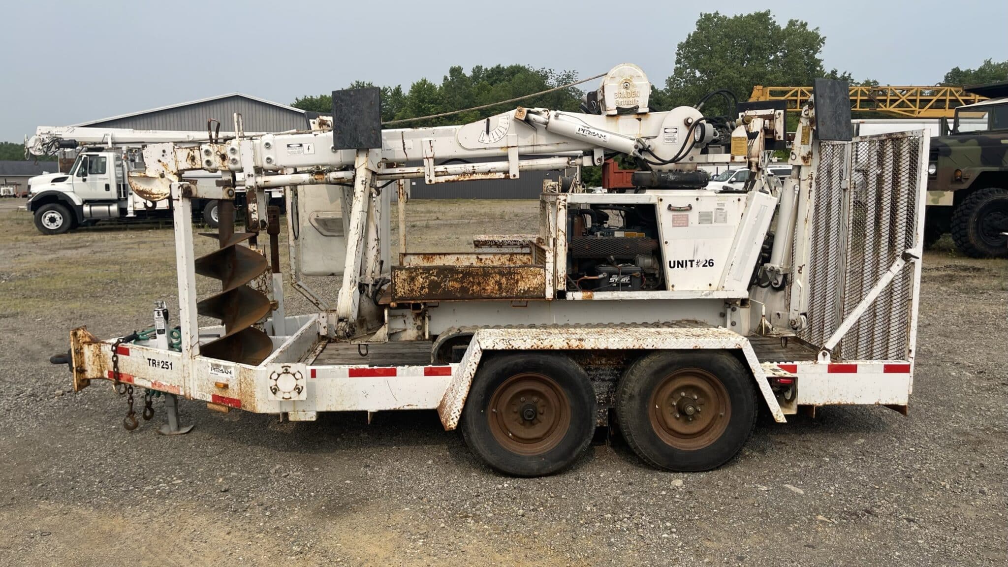 Digger Derricks | Diggers for Sale | Sunrise Equipment