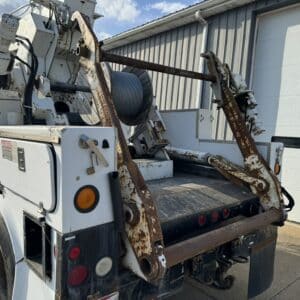 45' ALTEC CABLE PLACER ON A 1999 INTERNATIONAL 4700 4X2