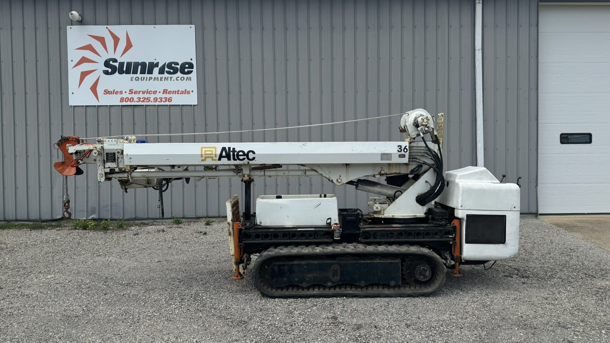 Digger Derricks | Diggers for Sale | Sunrise Equipment