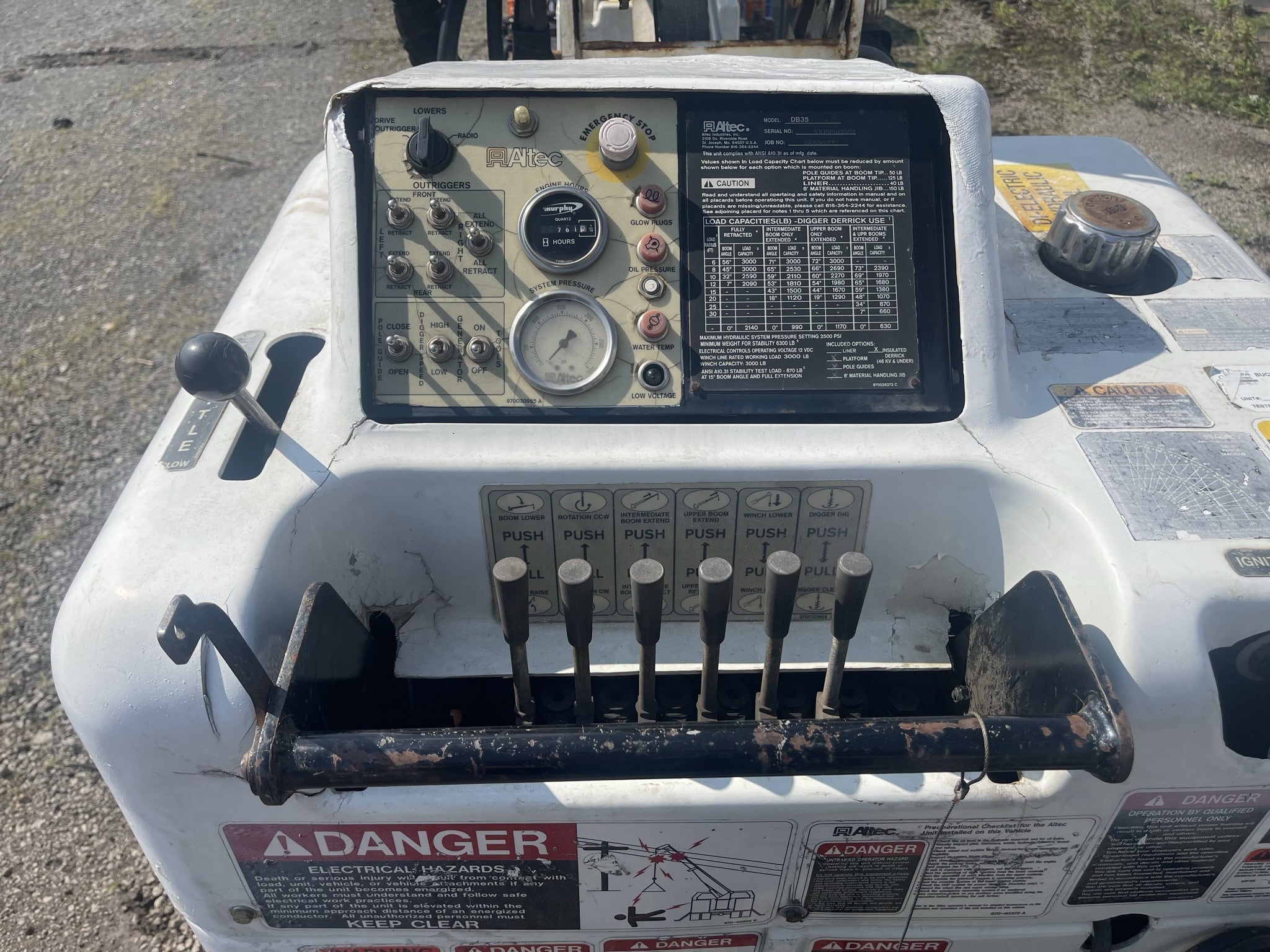 2005 ALTEC DB35 BACKYARD DIGGER - Sunrise Equipment