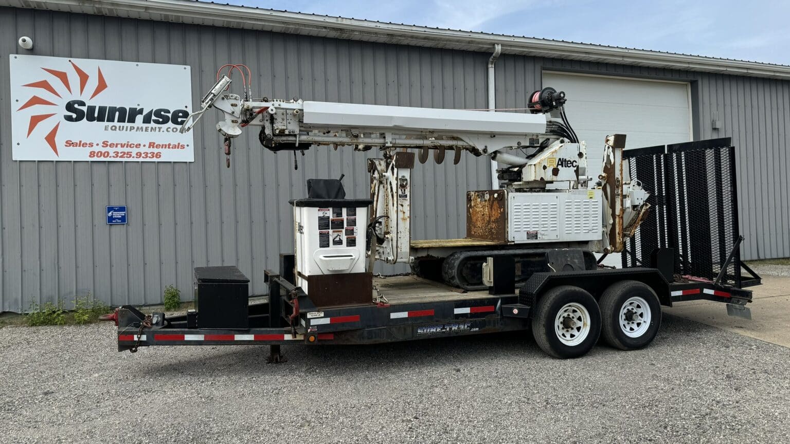 Digger Derricks | Diggers for Sale | Sunrise Equipment