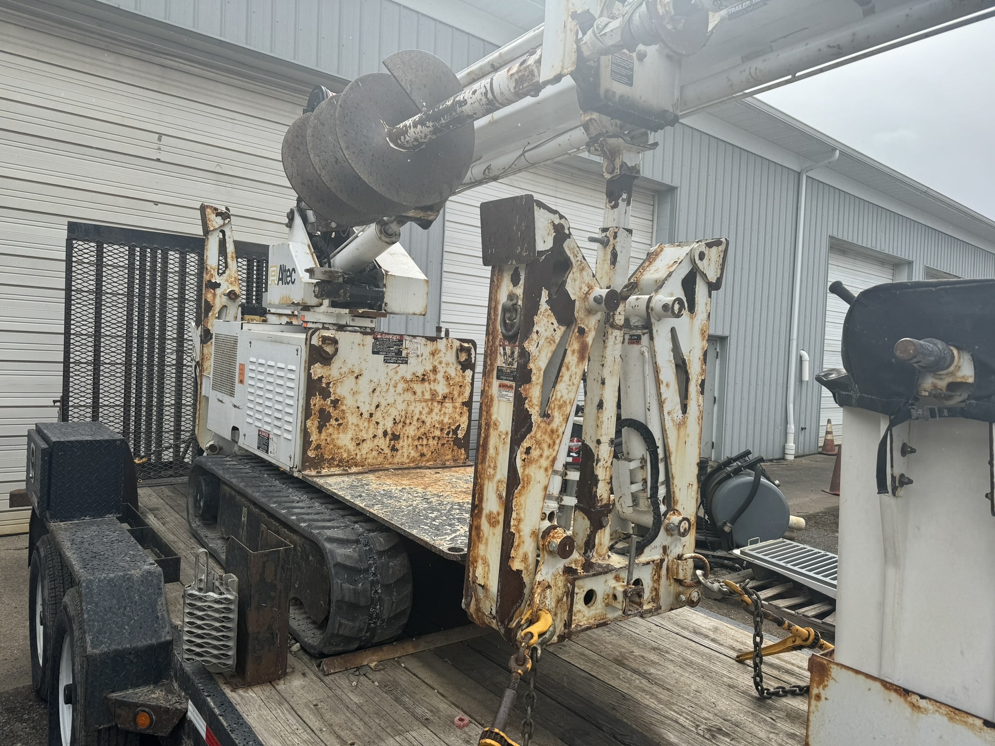 2014 ALTEC DB37 Backyard Digger W/ Equipment Trailer #3