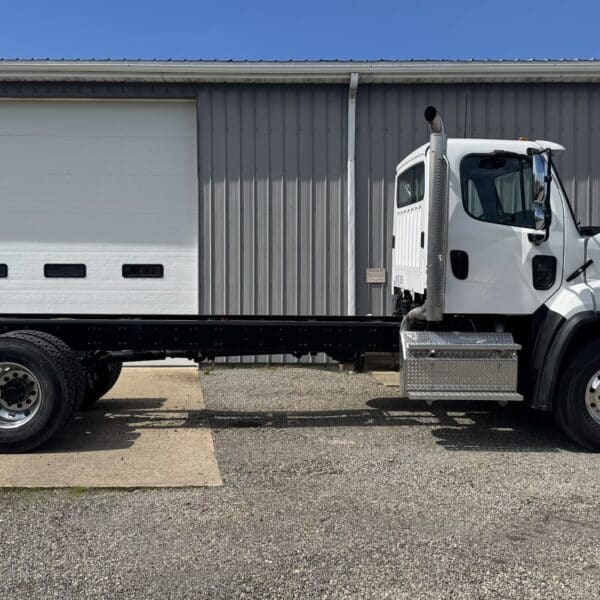 2025 Freightliner 114SD Cab & Chassis | Cummins 500 HP