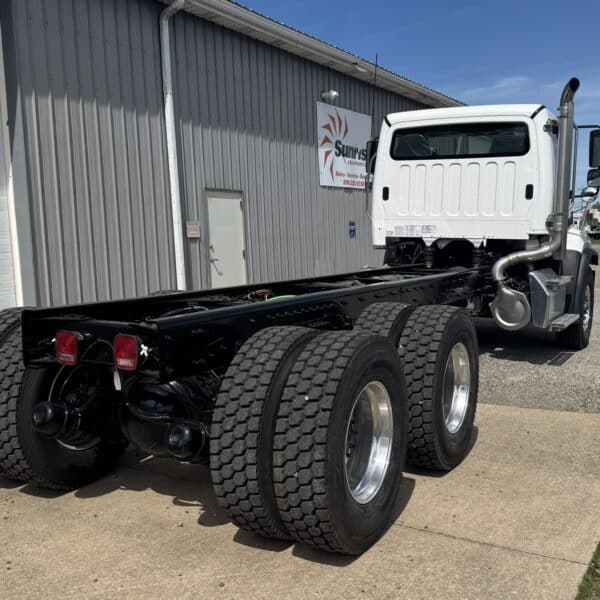 2025 Freightliner 114SD Cab & Chassis | Cummins 500 HP