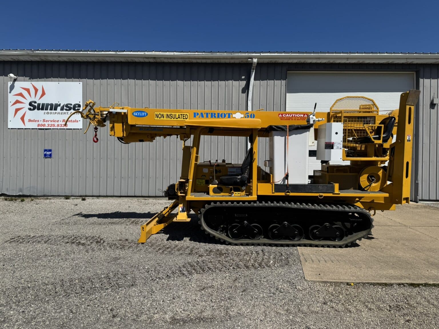 Digger Derricks | Diggers for Sale | Sunrise Equipment