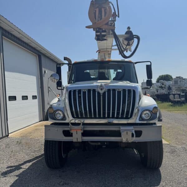 60' TEREX COMMANDER C6060 ON 2008 INTERNATIONAL 7400 SBA 6X6 CHASSIS - Sunrise Equipment