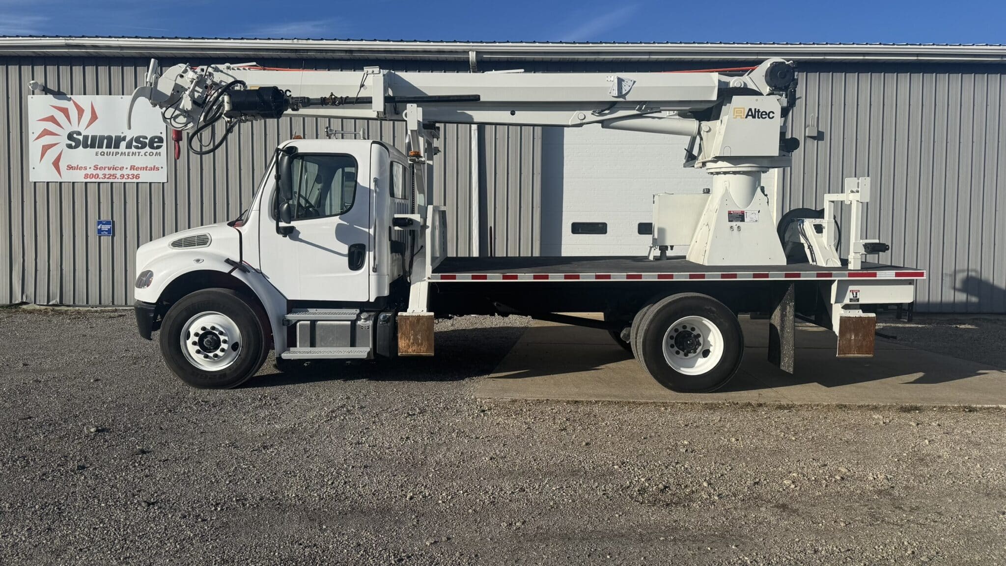 47' ALTEC DC47TR DIGGER DERRICK ON 2024 FREIGHTLINER M2 106 CHASSIS ...
